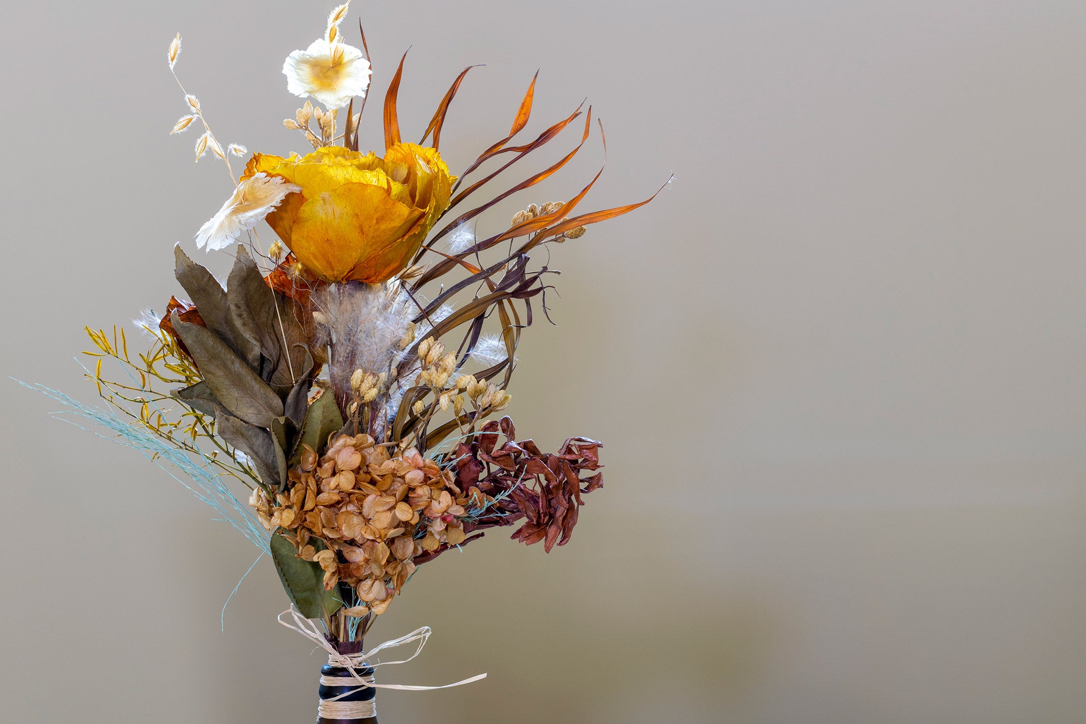 Contemporary Dried Floral Arrangements Autumn Limited Edition Large